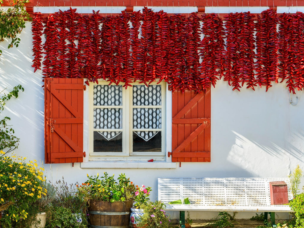 A Flavorful Exploration of French Piment d'Espelette: The Authentic Pe ...